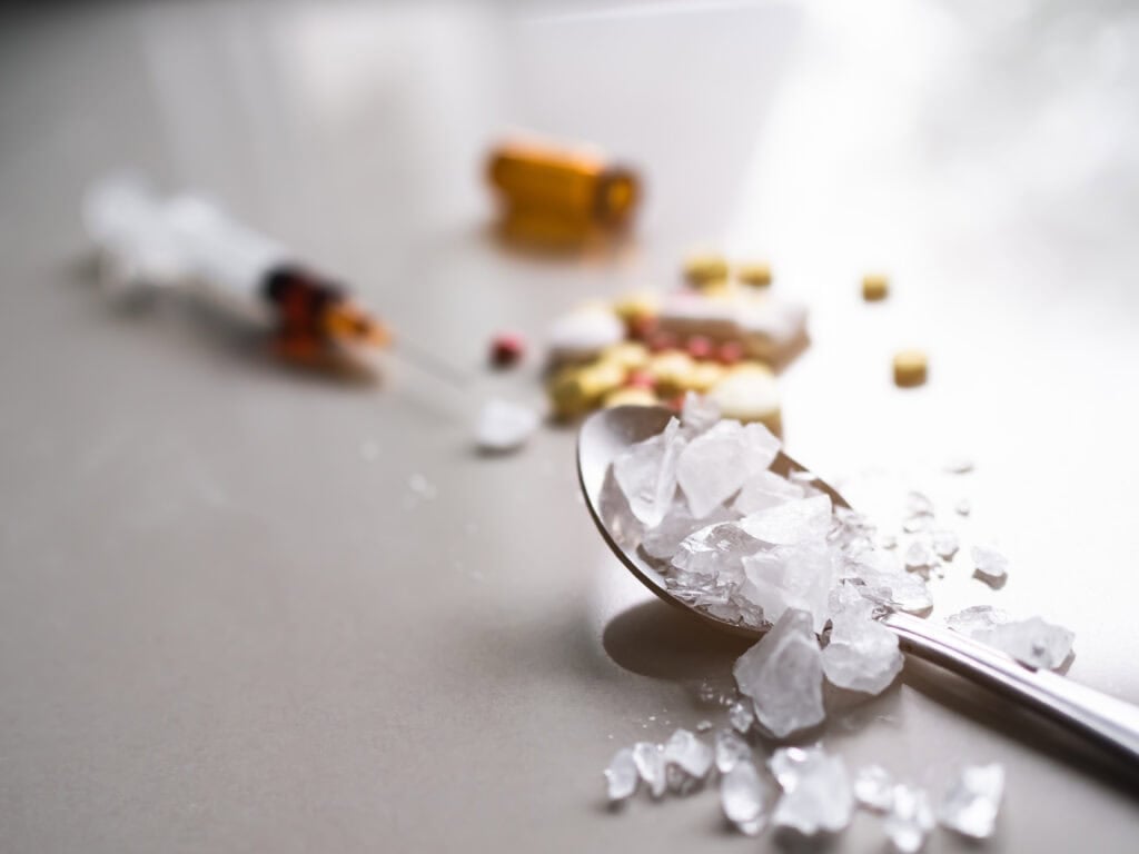 Cocaína vs. metanfetamina - Guardian Recovery